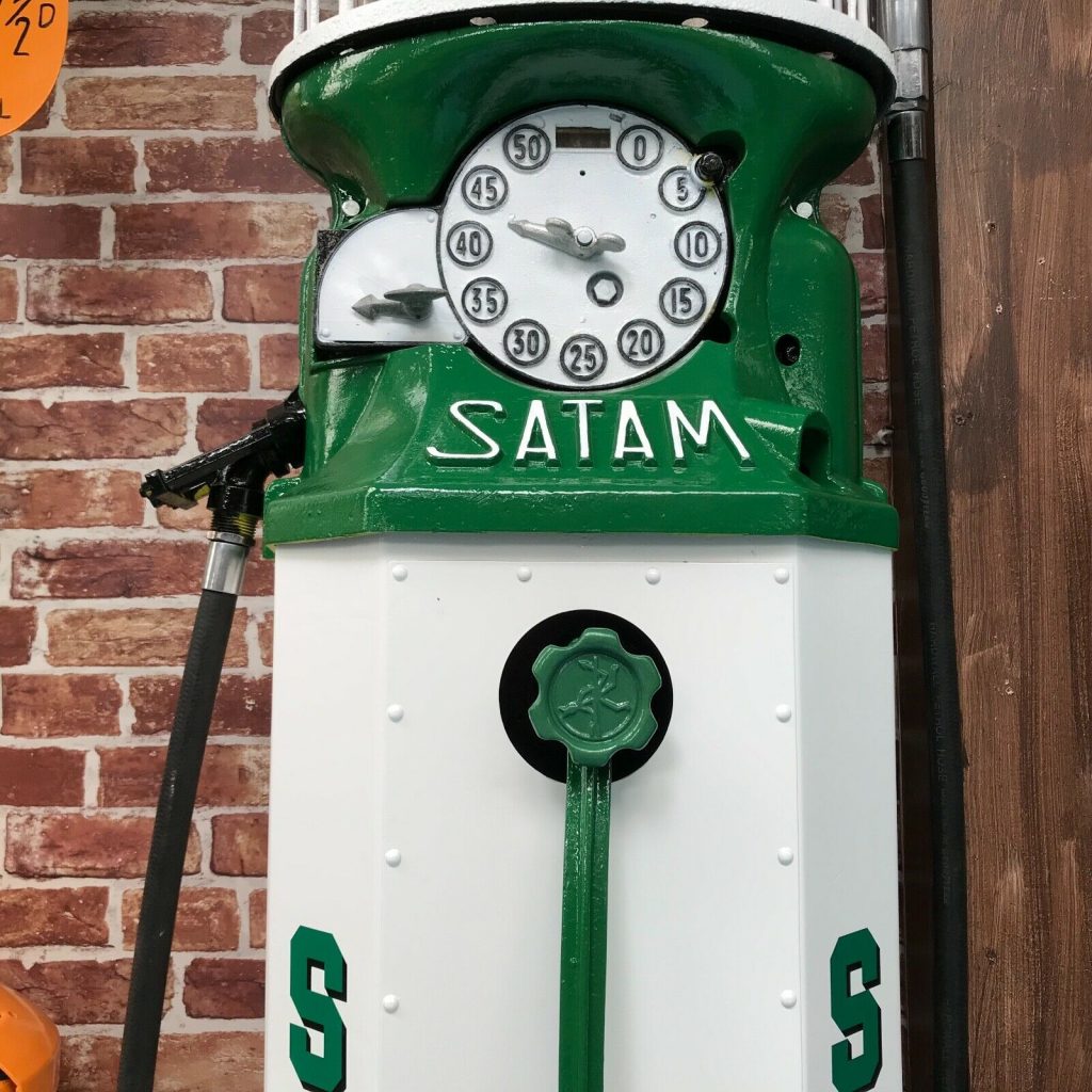 VINTAGE PETROL PUMP SATAM WITH BP LIVERY #3433 | Matts Automobilia